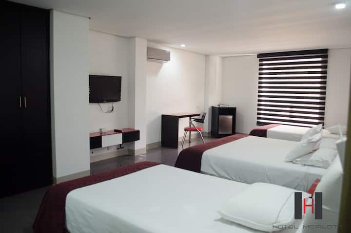 Hotel Merlott 70 - Medellín