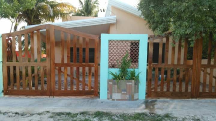 Downtown House At Beautiful Telchac Puerto - Telchac Puerto