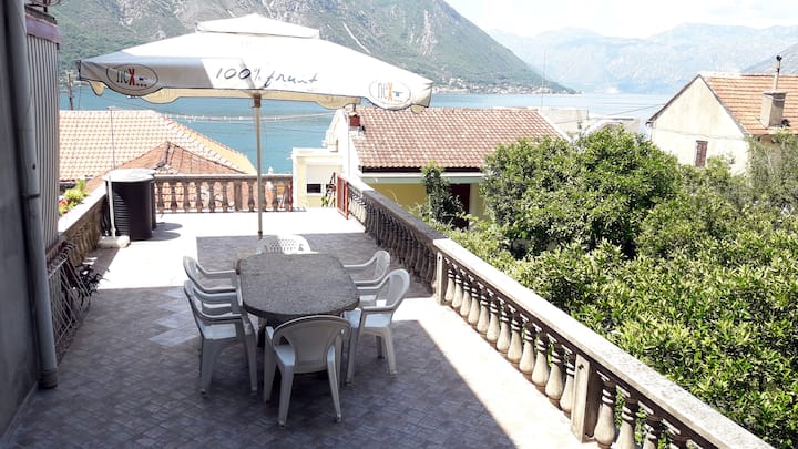 Apartment Vukcevici Sea View - Kotor