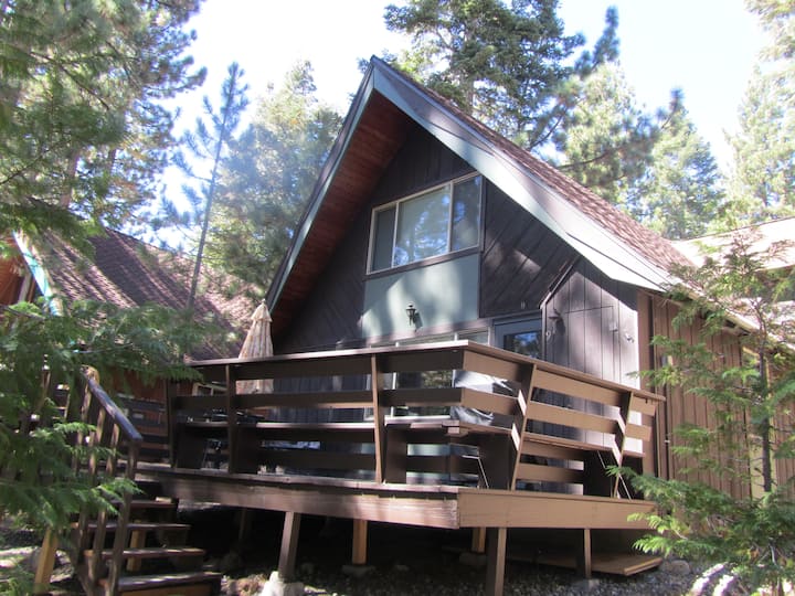 Cozy A Frame Cabin - Incline Village