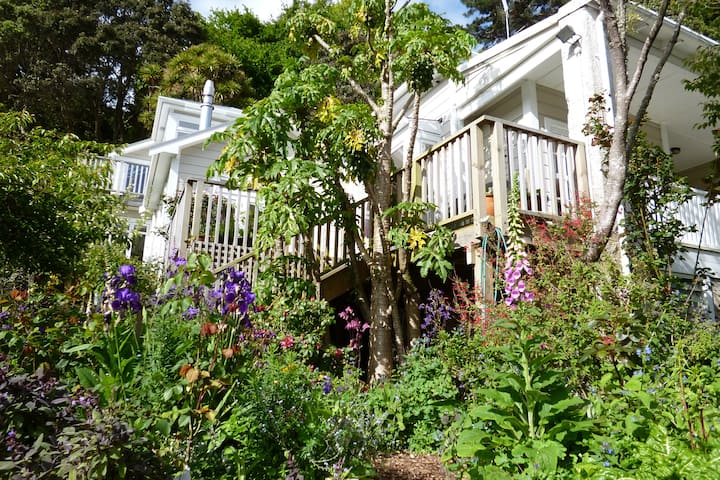 Charming Sunny Old Central Wellington Villa - Wellington, Nueva Zelanda