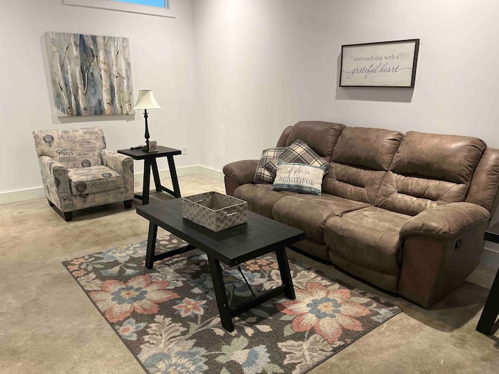 Downtown Bowling Green - Near Wku, Beech Bend, Ncm - Bowling Green, KY