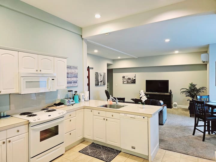 Valley Views Guest Apartment In Happy Valley! - Happy Valley, OR