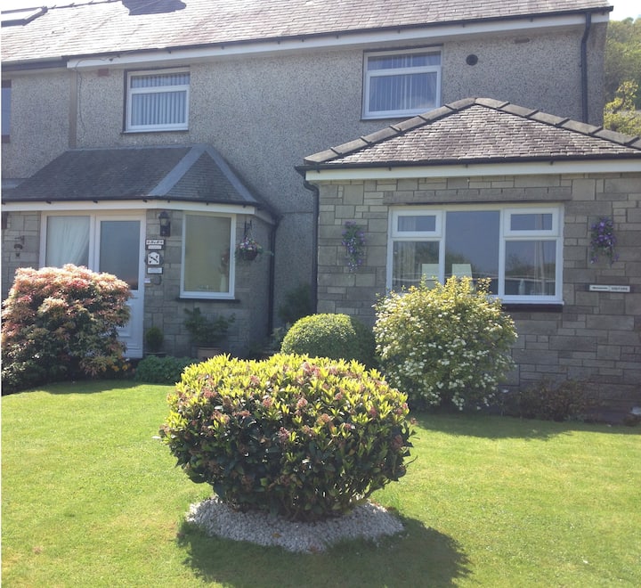 Gwynfa Bed & Breakfast. Porthmadog. Room 1. - Porthmadog