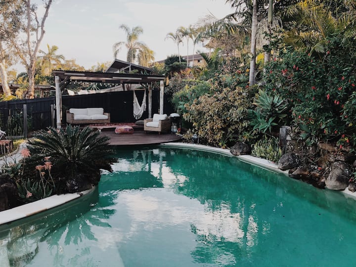 Byron Bay Beach House With Pool And Decks - 拜倫灣