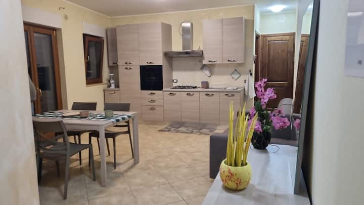 Appartamento Giada
Comodo Bilocale In Centro Città - Barrea
