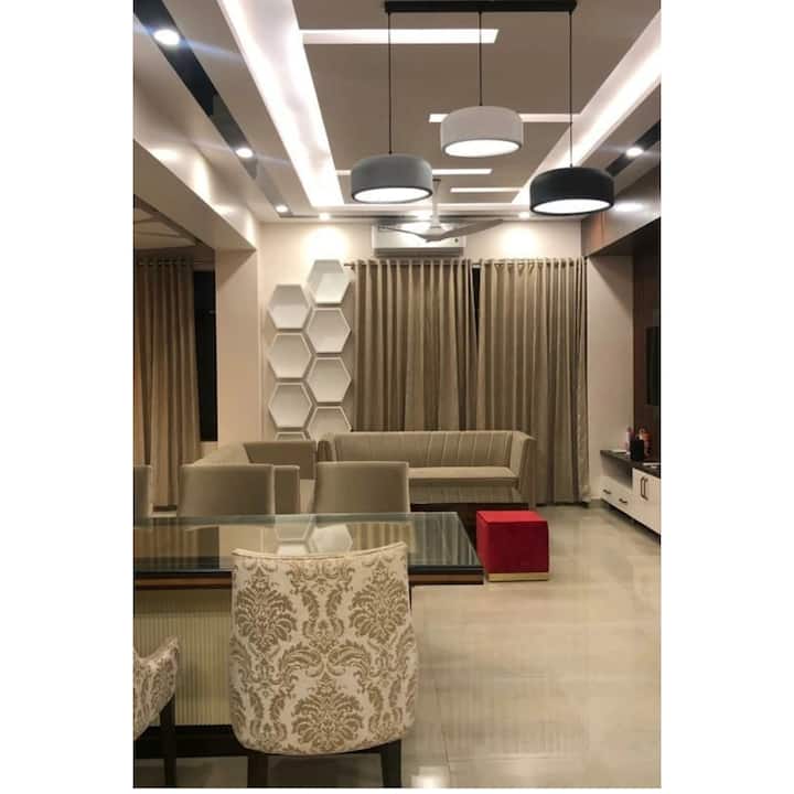 Domum@lucknow-a Cozy Home With Tasteful Interiors! - Lucknow