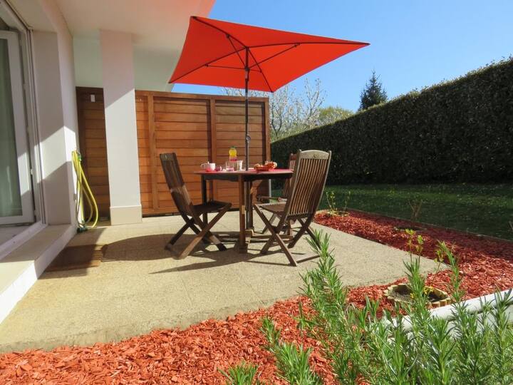 Loft Brindos - T2  Avec Jardinet Et Parking - Anglet