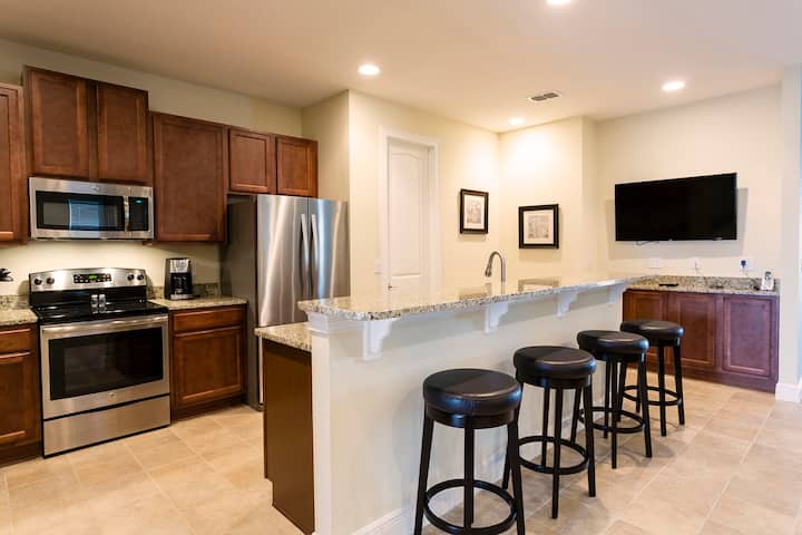 10br Pool Home Near Disney, 2025 Special! - Davenport, FL