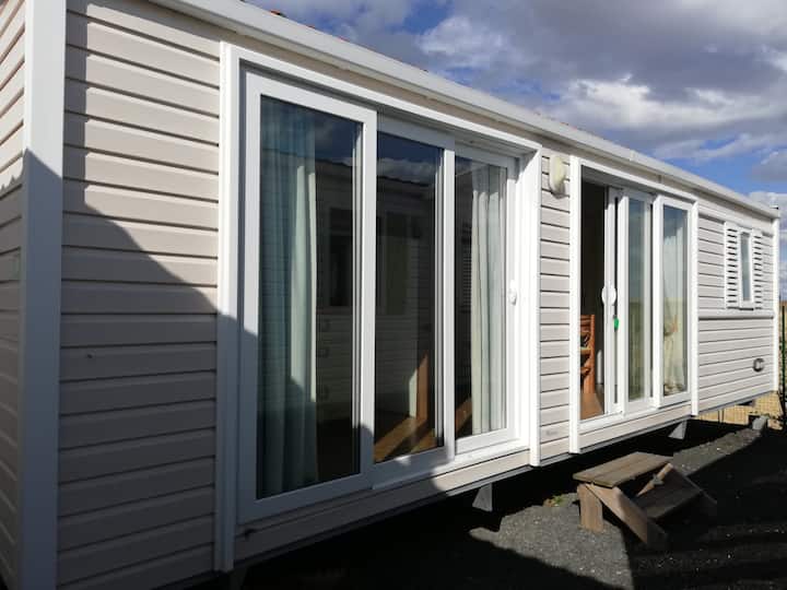 Charmant Logement Avec Parking 2 Chambres - Péronne