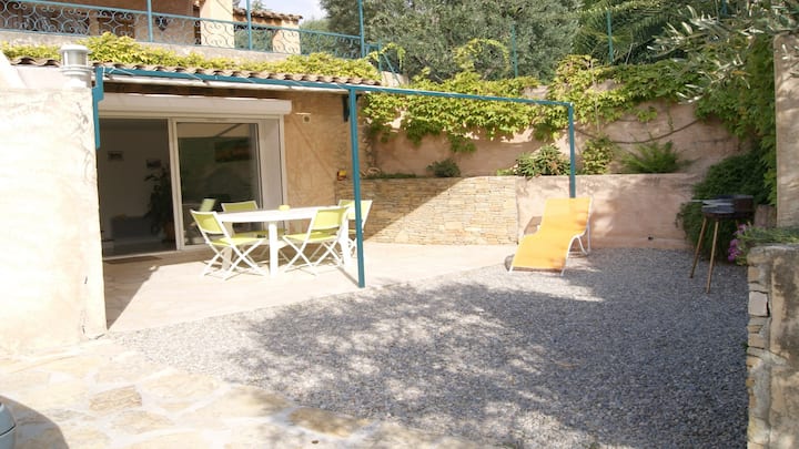Appartement (Bas De Villa) Village De Ceyreste - Cassis