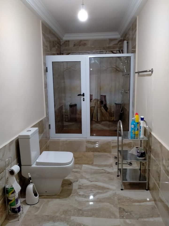 Private, Spacious & Elegant Room. - Kumasi