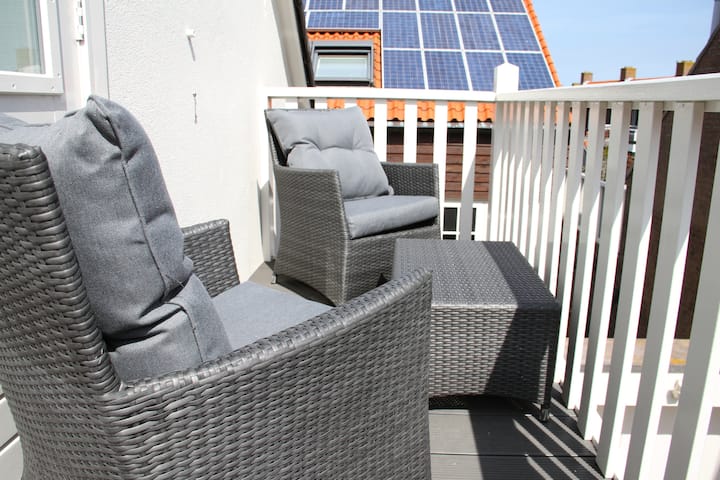 Studio Nr 2 In Centrum Aan Kust 50 Meter Vh Strand - Zoutelande
