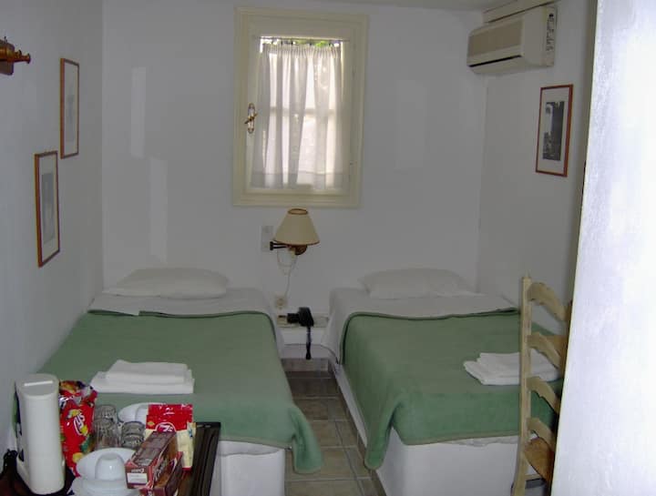 Sνο 10 Budget Stone Beds(2adults) - Mykonos Region
