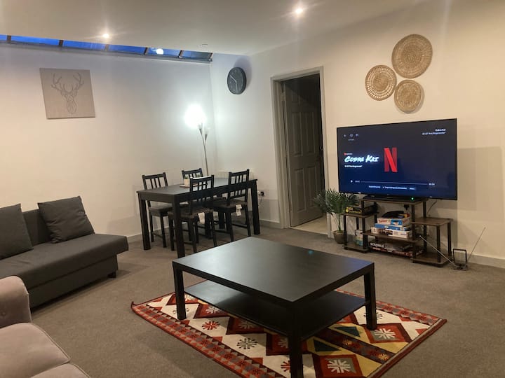 Burnham*2 Bedroom* 6 Guests*parking* Legoland - Slough