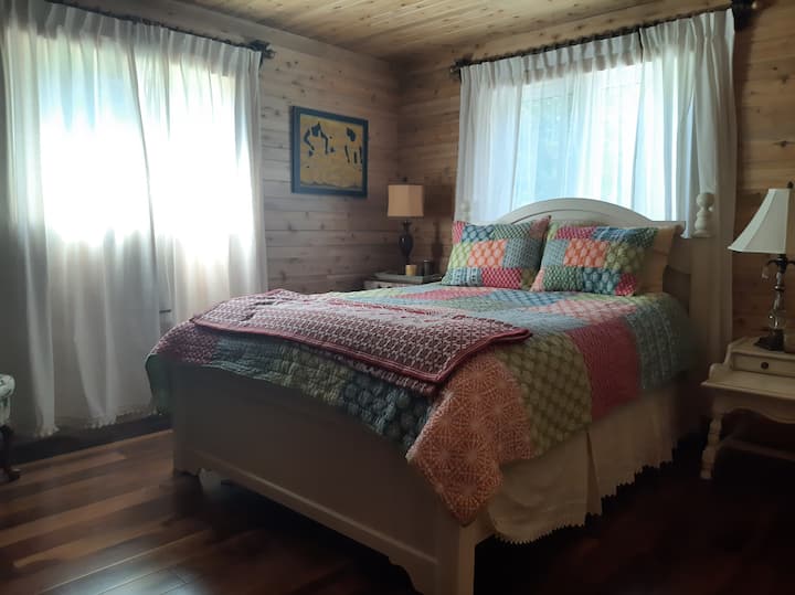 Brigadoon Bed And Breakfast - Ginger Room - Tobermory