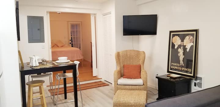Private 1-bedroom Apt In Mission District - San Francisco, CA