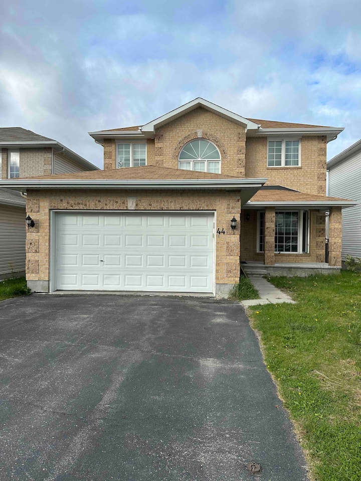 2 Bedroom Basement Apt. Kanata North - Kanata