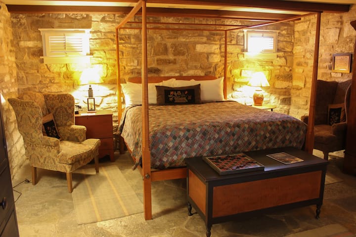 Vidal - The Inn At Hermannhof - Hermann, MO