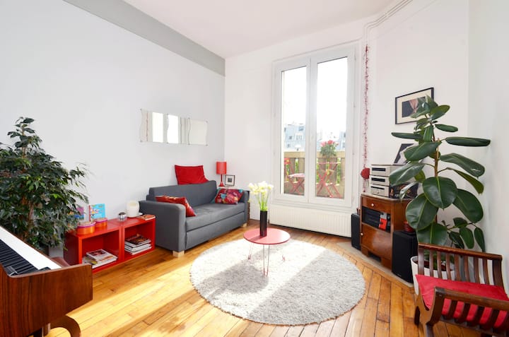 Charmant Appartement Canal St Martin Avec Balcon - Paris