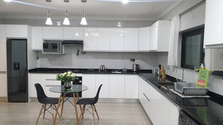 472 On Central Street - Chile - Lusaka