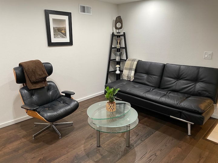 1 Bed/1 Bath Private Suite Close To Stanford - Palo Alto, CA