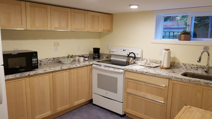 Magic Treehouse - Shoreline, WA