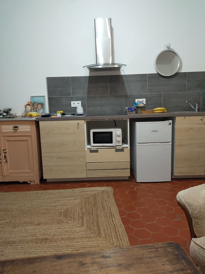 Joli Studio Spacieux - Lodève