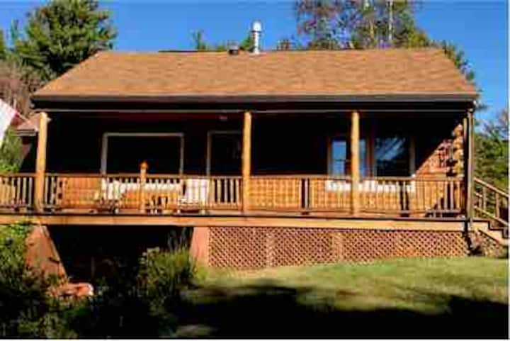 Log Cabin With Views Of Mt. Sunapee - Newbury, NH