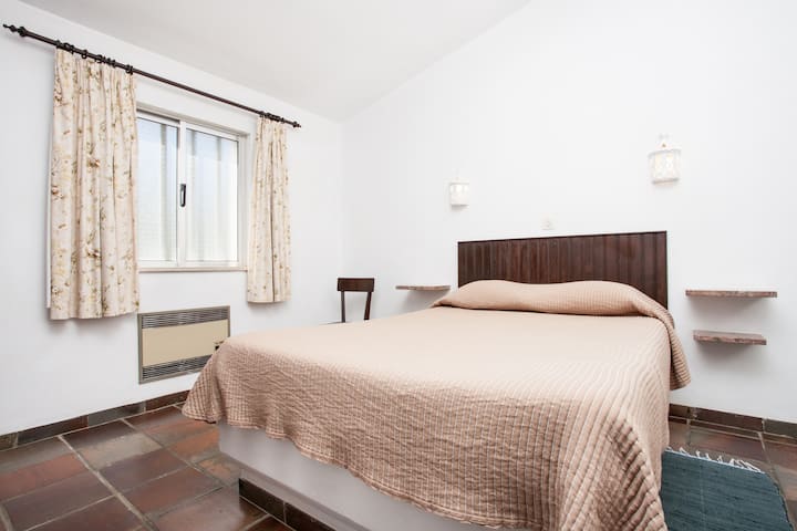 1 Double Bedroom Apartment Lagos - Lagos