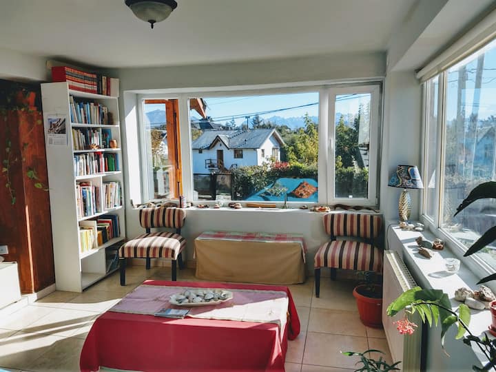 Eco-cozy Room: Mountain And Lake View - San Carlos de Bariloche