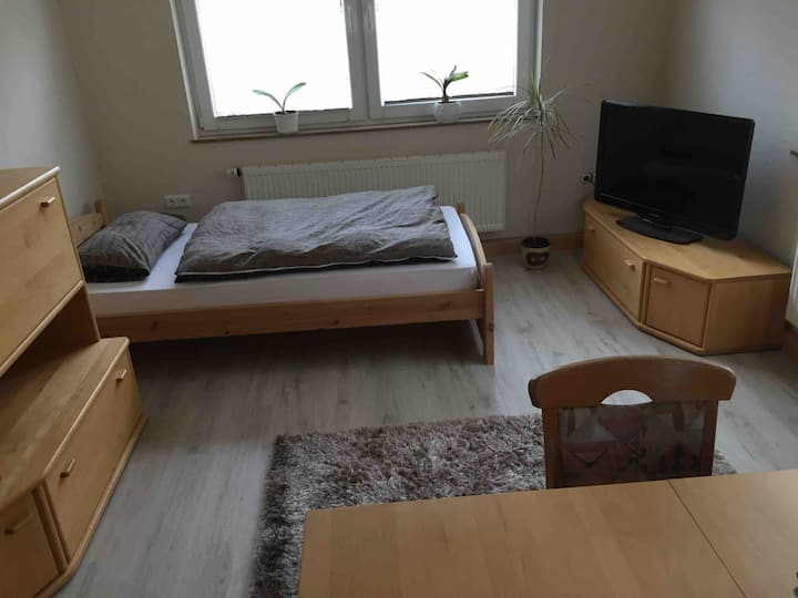 Gemütliches Zimmer Zum Erholen Und Arbeiten - Aschaffenburg