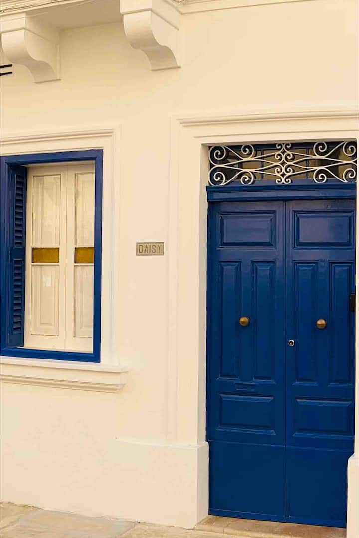 Typical Maltese Townhouse, Sliema W/ Outdoor Area - Malta