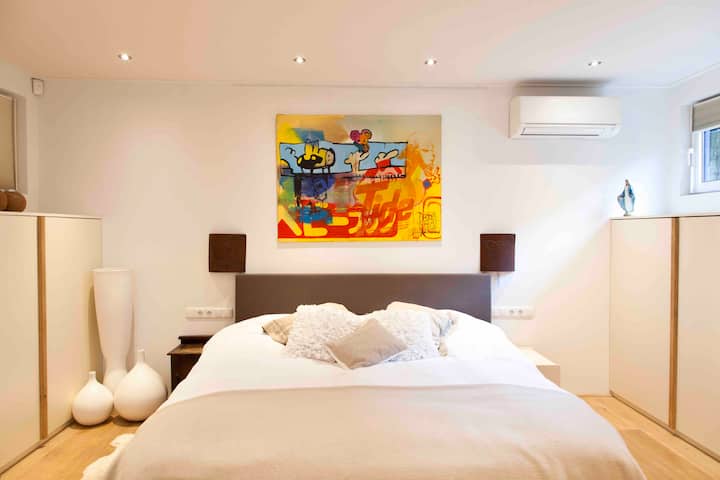 Great Room With Adjacent Bathroom W - Ámsterdam