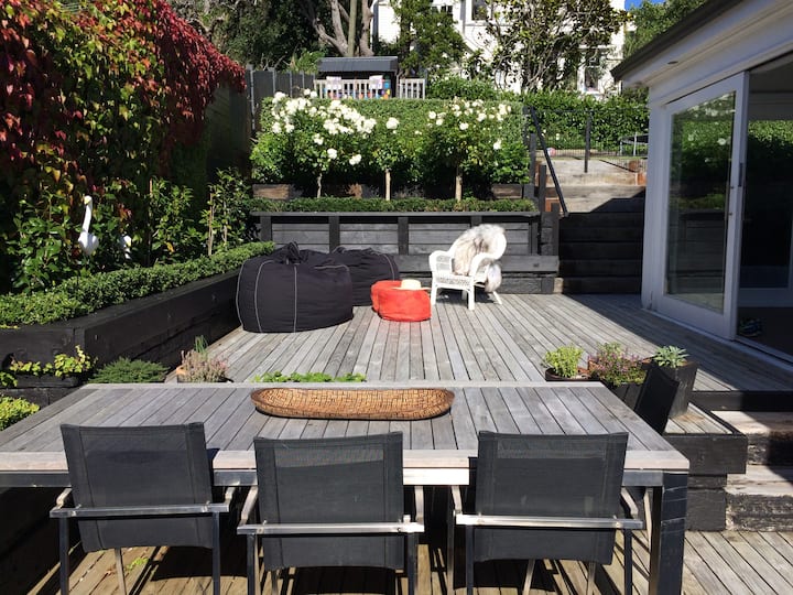 Sunny Family Home Close To Wellington Cbd - Wellington