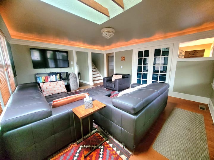 Craftsman House Near U Of O & Hayward Field - Springfield, OR