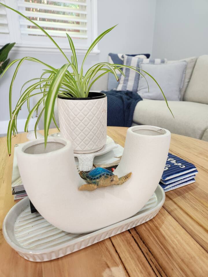 Coastal Vibes – Stylish 3-bedroom Retreat - 마이틀랜드