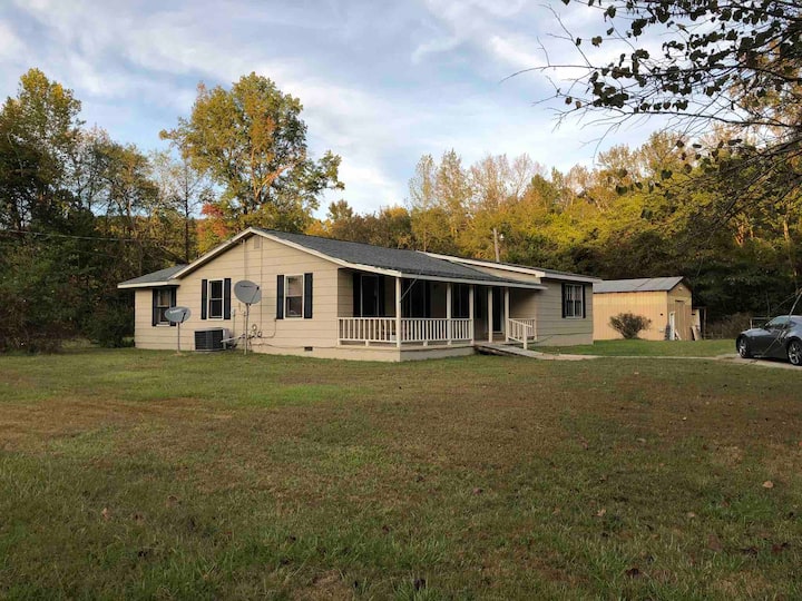 Country Quiet Near The City - Somerville, AL
