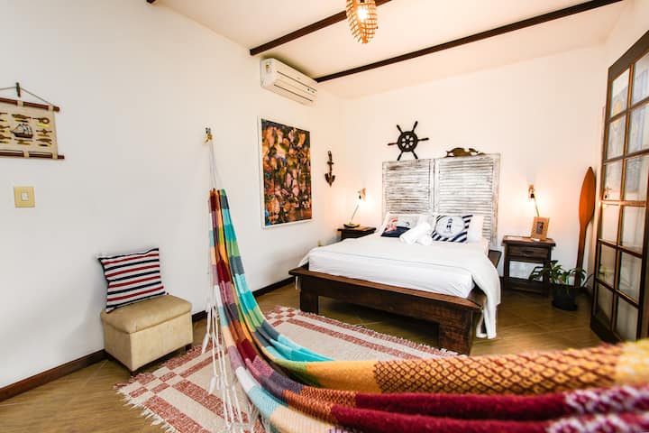 Uma Fazenda De Frente Pro Mar. Muita Privacidade! - Ilha Grande