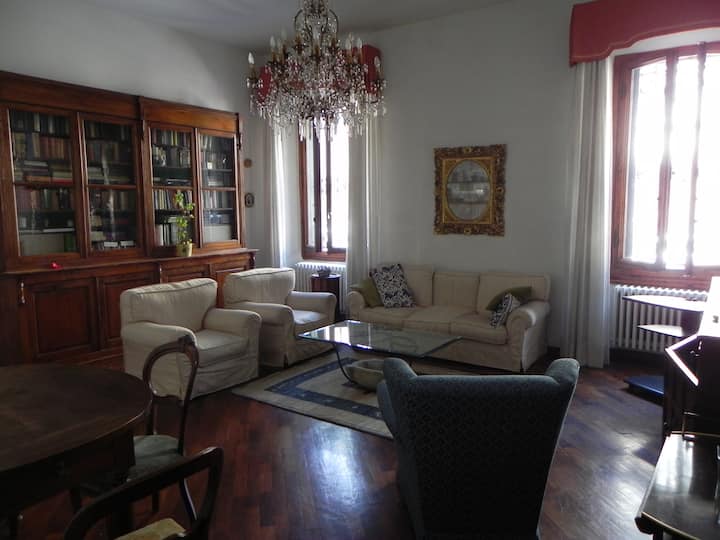 Charming Apartment Close To Centre - Florence