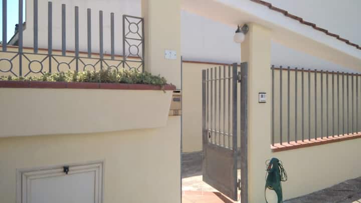 Casa Con Giardino.
"Le Chicche" - Campomarino