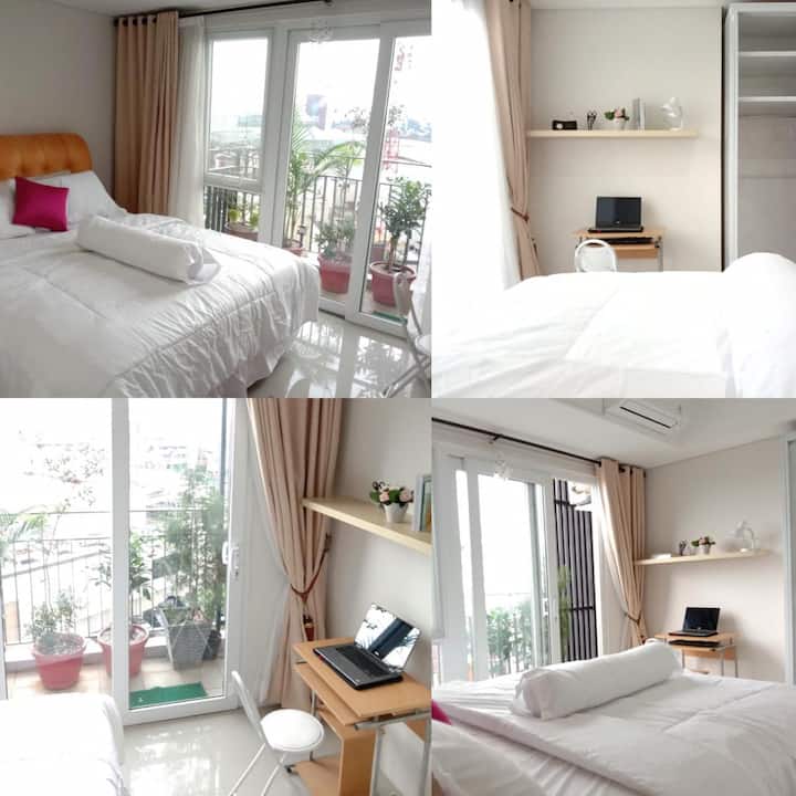 Breezy 1br Apartment, Pool And Private Gym Access - Australia