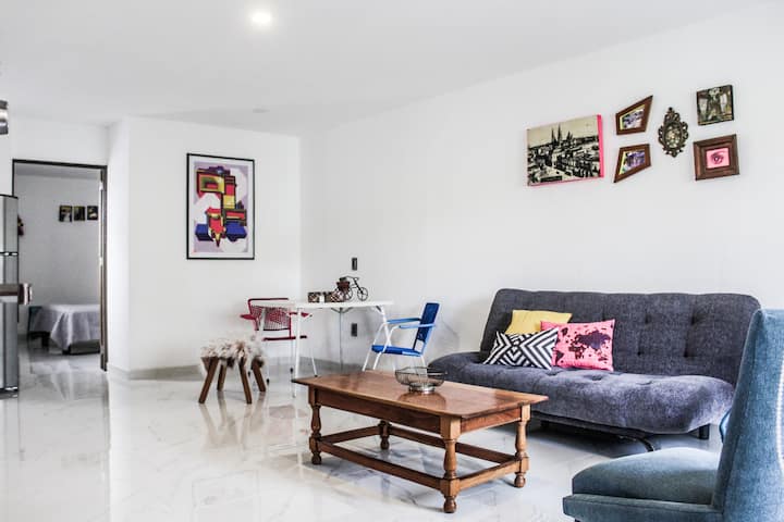 Departamento Cerca De Chapultepec, Col. Americana - Zapopan