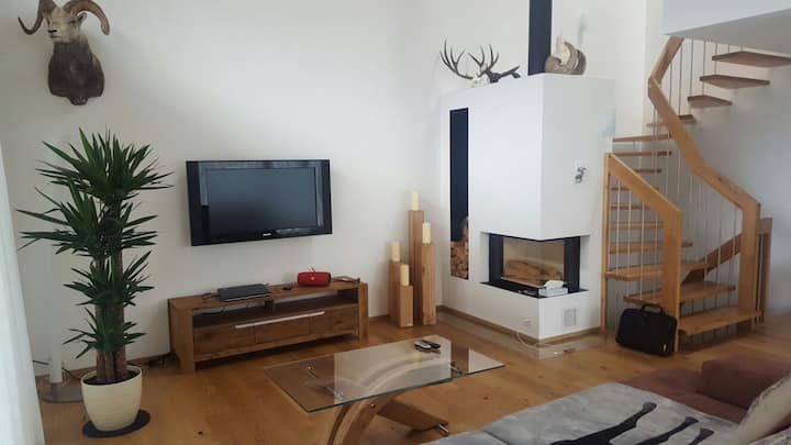 Brand New Open Concept Whole House - Chur