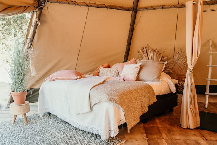 Sunfield Tipi Sunset Met Prive Hottub - Kranenburg