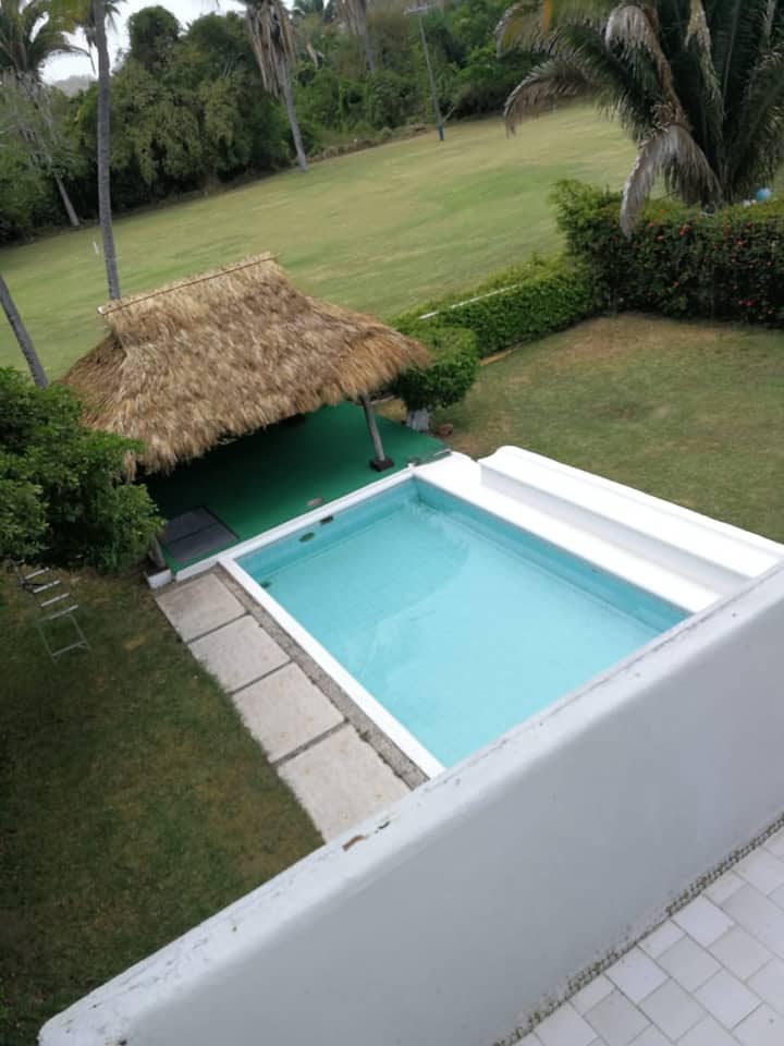 Casa En Manzanillo, Con Alberca Privada. - Manzanillo