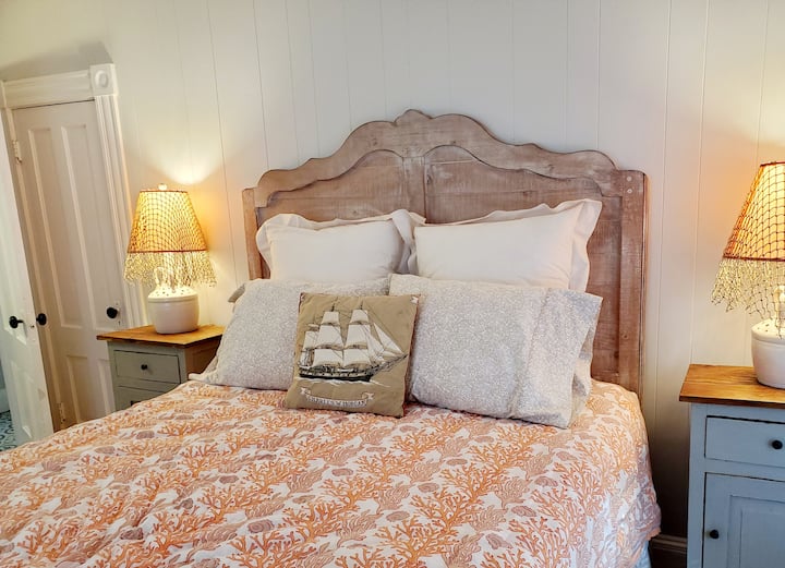 Mystical Getaway, 2 Br Apt In Mystic - Stonington, CT