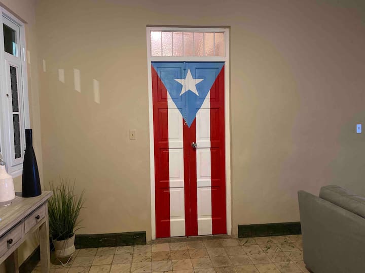 Condado Near Choli Placita, Walk Beach & Loiza St - San Juan