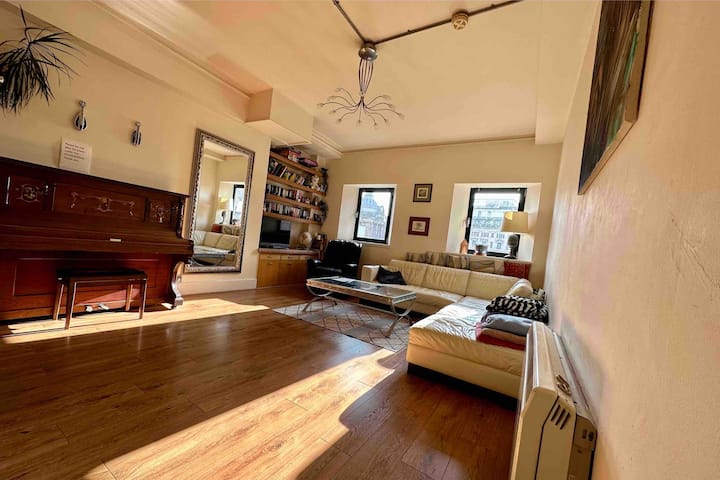 Spacious City Centre Apartment With Iconic Views - Guernsey