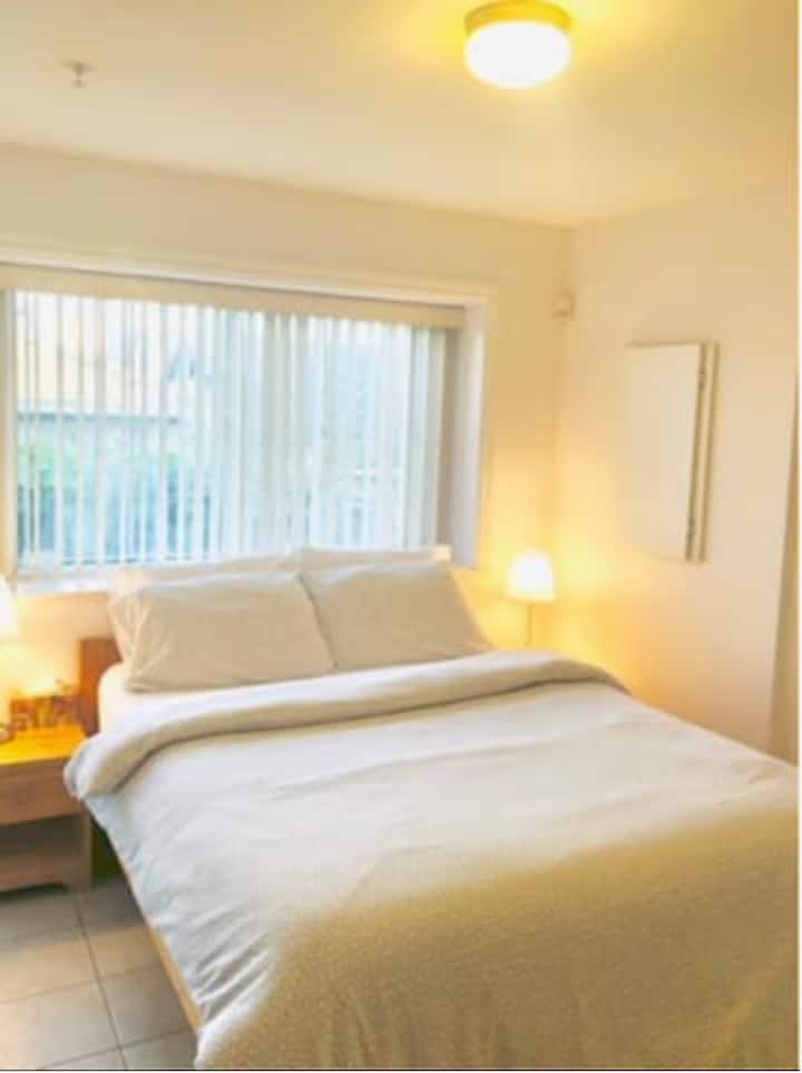 Prime Location Private Studio Yina 1 - Vancouver